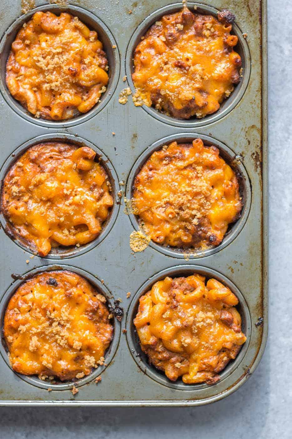 Sloppy Macaroni and Cheese Cups - Strawberry Blondie Kitchen