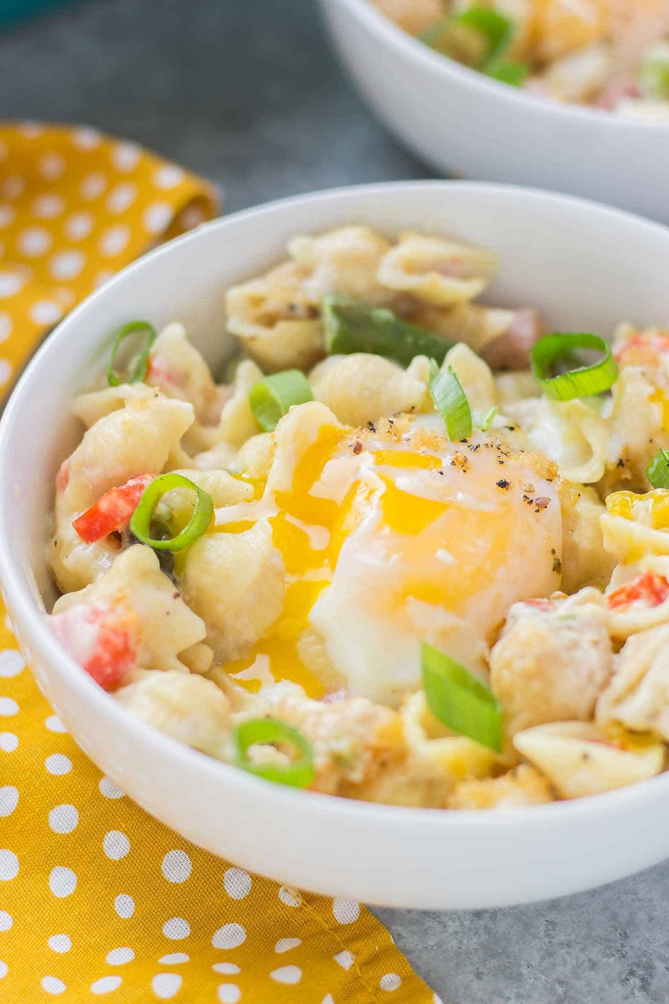 Breakfast Macaroni and Cheese - Strawberry Blondie Kitchen