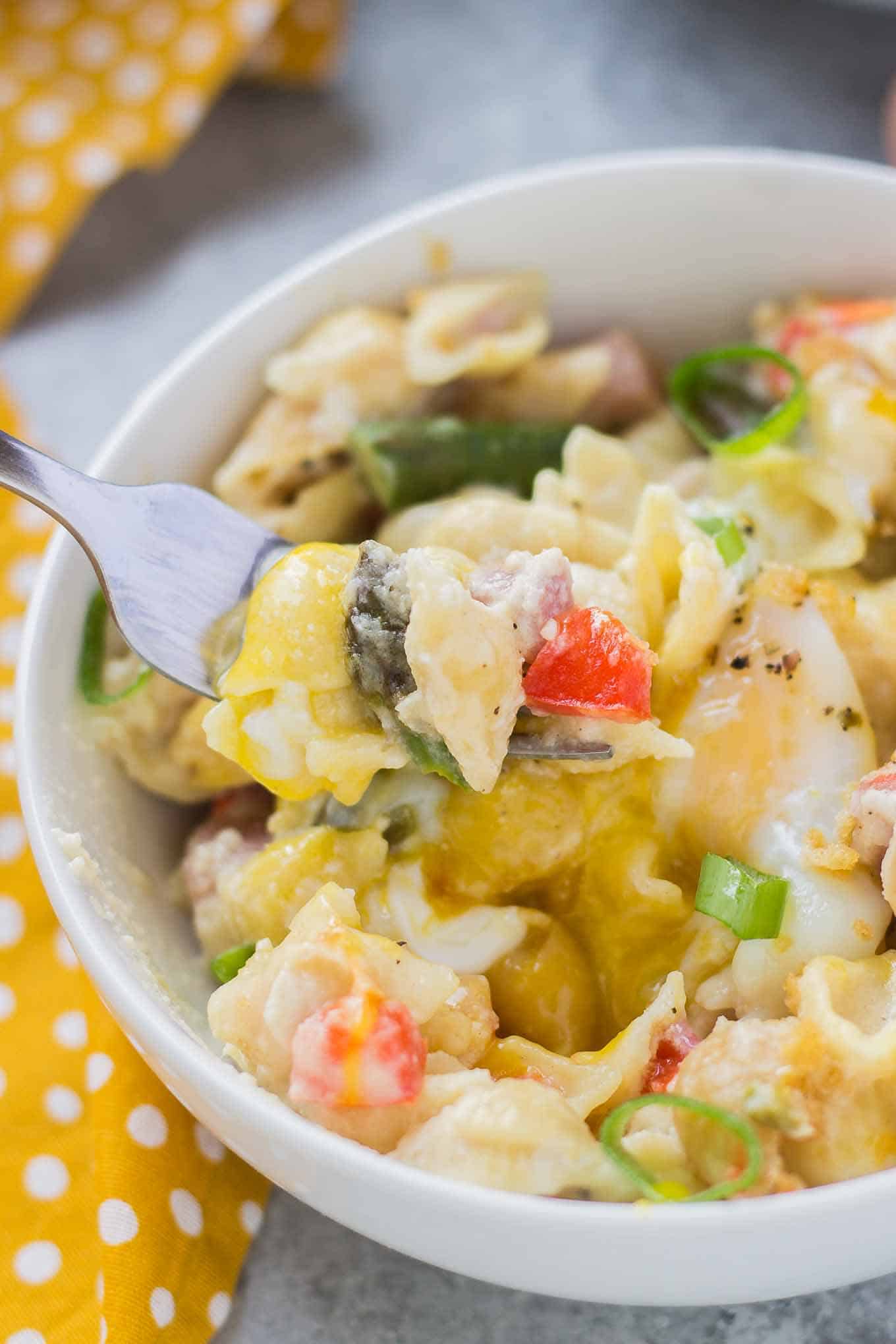 Breakfast Macaroni and Cheese - Strawberry Blondie Kitchen