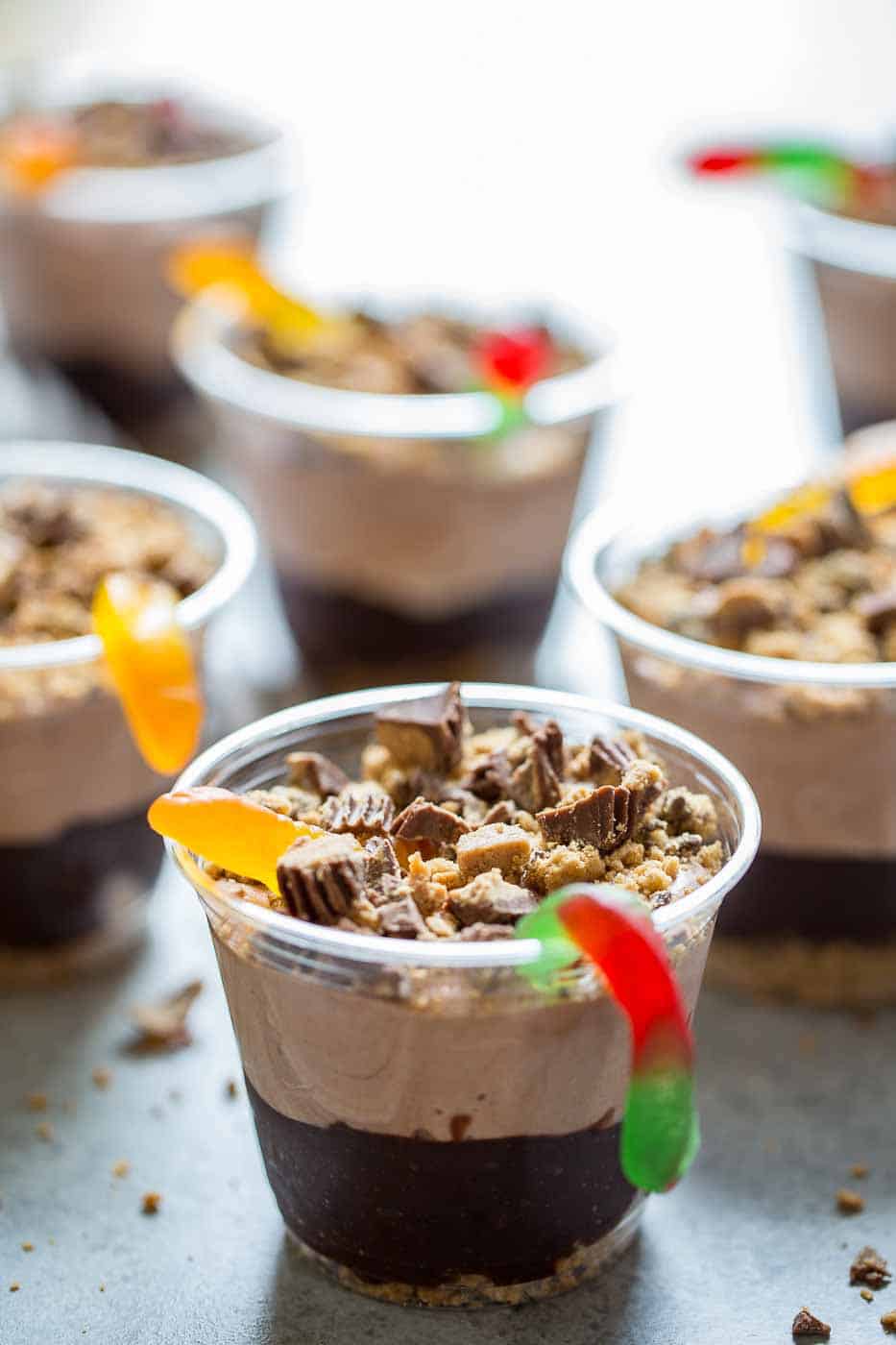 Peanut Butter Dirt Cups - Strawberry Blondie Kitchen