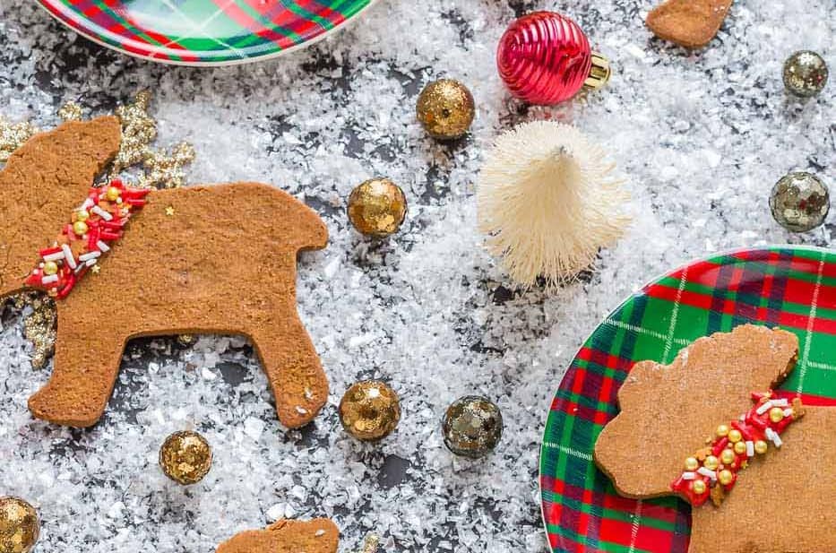 Merry Moose Cookies - Strawberry Blondie Kitchen