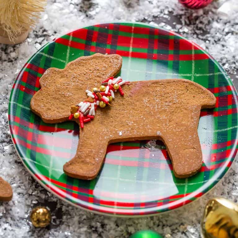 Merry Moose Cookies - Strawberry Blondie Kitchen