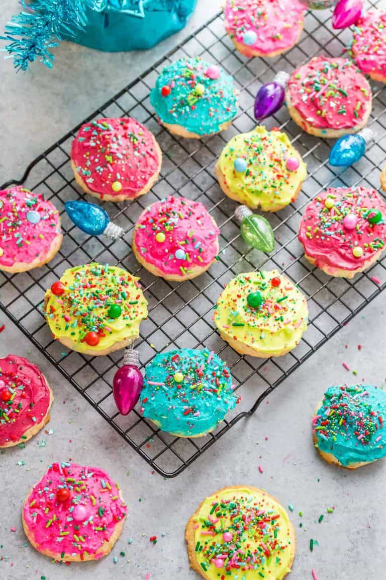 Whoville Cookies - Strawberry Blondie Kitchen