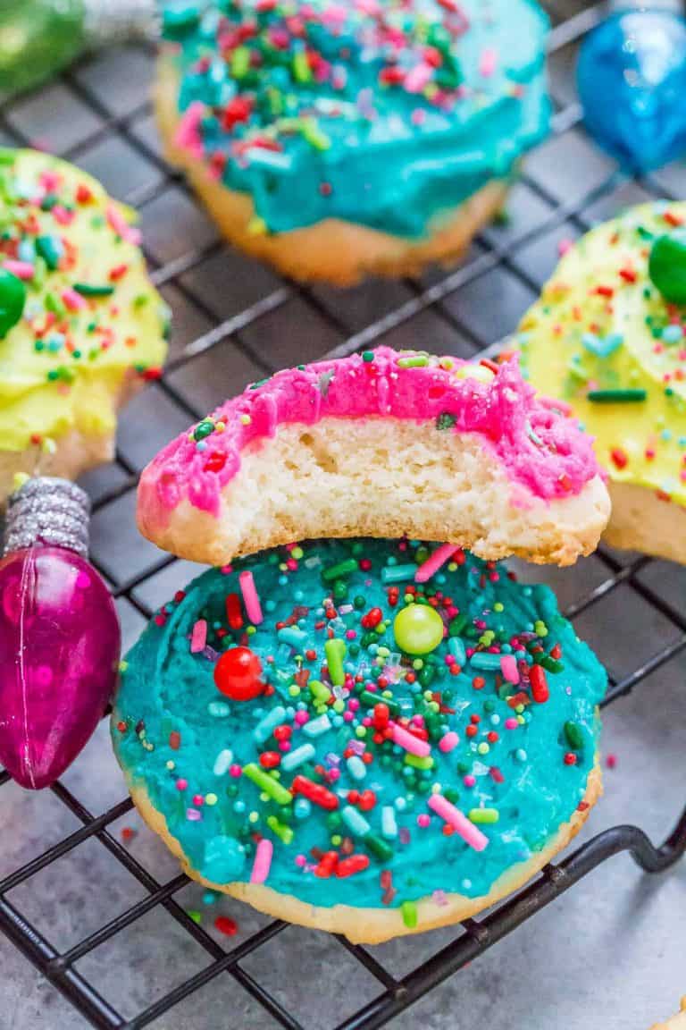 Whoville Cookies - Strawberry Blondie Kitchen