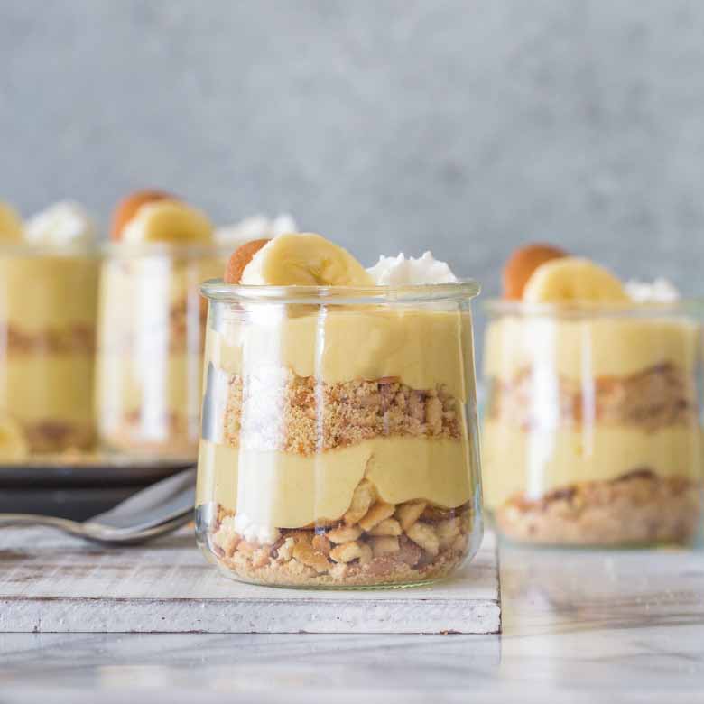 Classic Banana Pudding Parfaits - Strawberry Blondie Kitchen