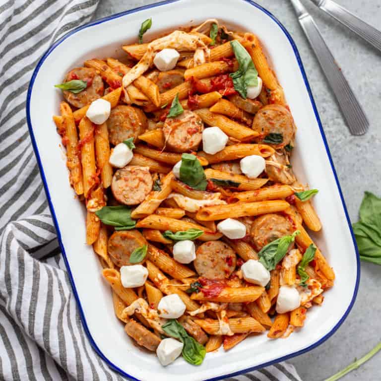 One Pot Chicken Sausage Caprese Pasta - Strawberry Blondie Kitchen